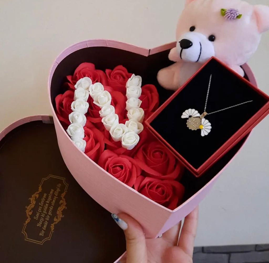 Maraqlı hediyyeler və kreativ hediyyeler suvenirler